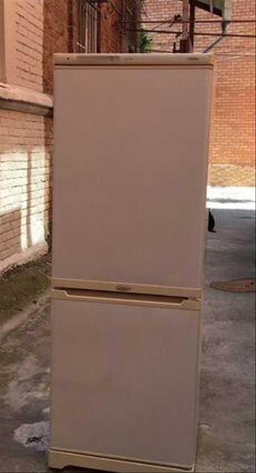 Холодильник Stinol 107