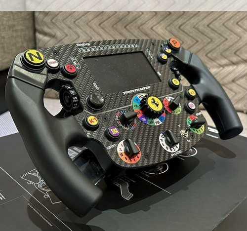 Руль ThrustMaster Formula Wheel Ferrari SF1000