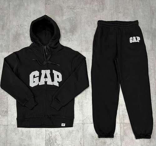 Спортивный костюм мужской Gap