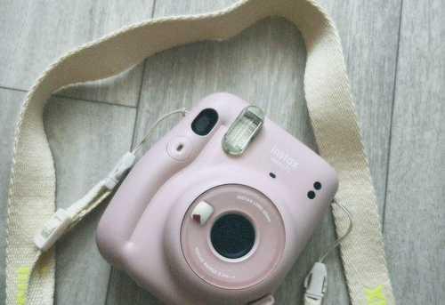 Плёночный фотоаппарат instax mini 11