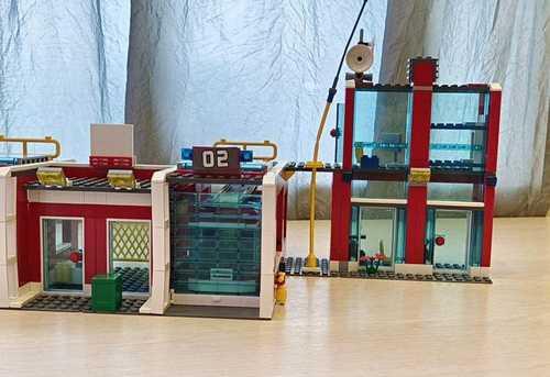 Набор lego City 7208 Пожарная Станция