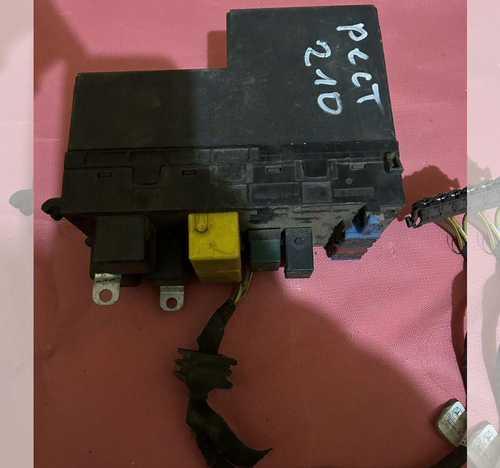 Блок SAM Мерседес Е210