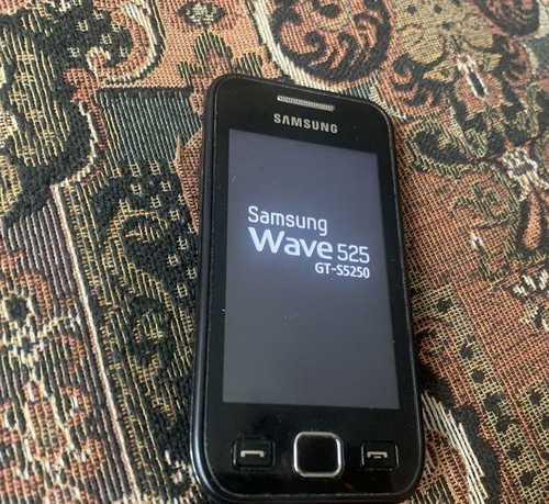 Телефон Samsung Wave 525