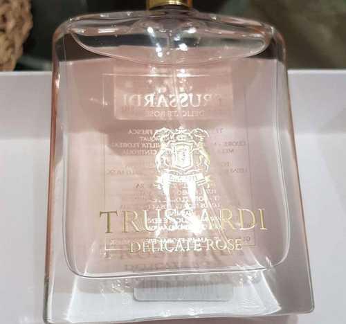 Trussardi delicate rose