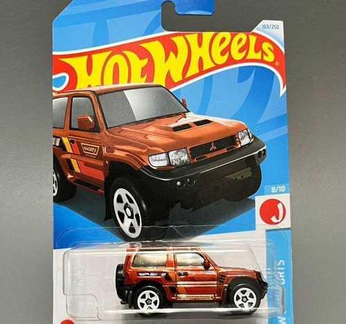 Hot Wheels Mitsubishi Pajero Evolution Orange