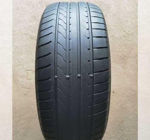 Goodyear EfficientGrip 235/55 R18 104Y