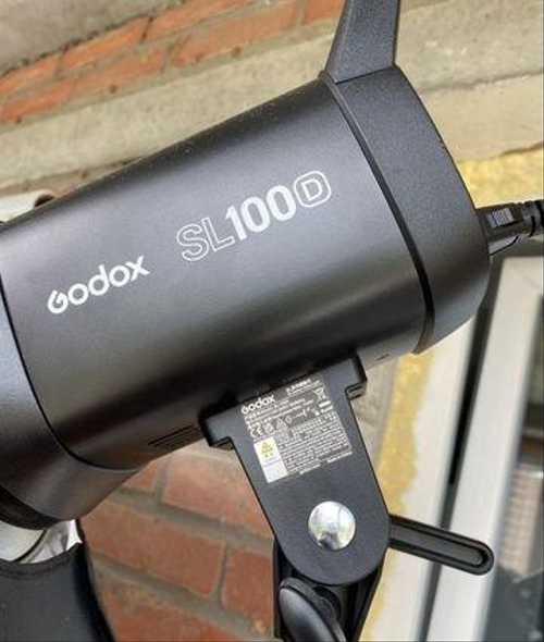 Фотокомлект осветитель Godox SL100D