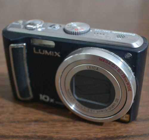 Цифровой фотоаппарат Panasonic DMC-TZ4 lumix