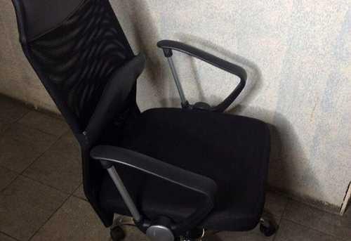 Компьютерное кресло Дефо
