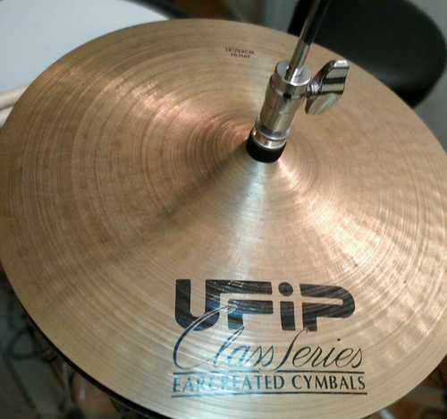 Ufip Class Medium Hi-hat 13"