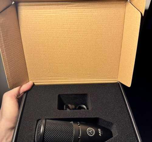 Студийный микрофон AKG P120