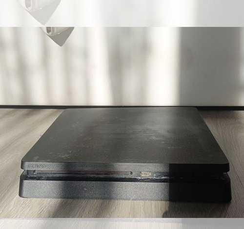 Sony playstation 4 (торг уместен)