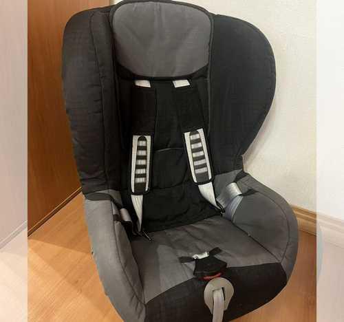 Автомобильное кресло britax romer duo isofix 9-18