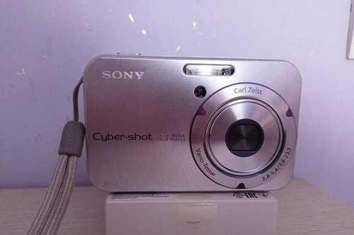 Цифровой фотоаппарат Sony Cyber-shot DSC-N1