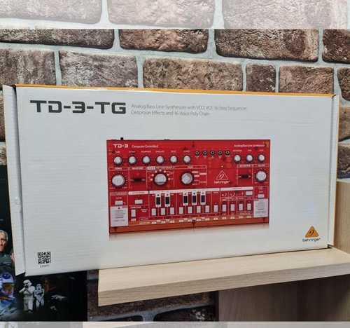 Behringer TD-3-TG басовый синтезатор