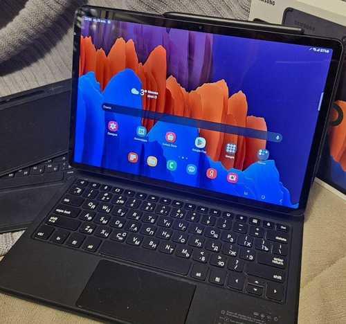 Samsung Galaxy Tab S7 Plus LTE   magic keyboard