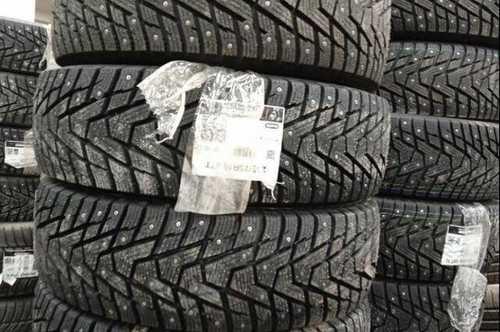 Hankook Winter i'Pike X W429A 205/75 R15 97T