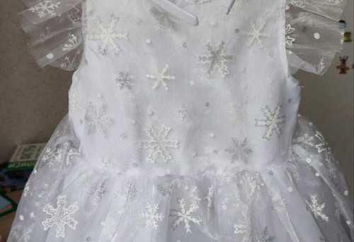 Платье для девочки снежинка 92-98