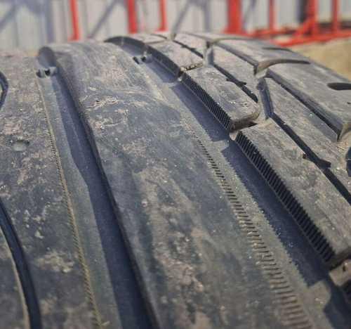 Vitour Formula Spec Z 245/45 R19 и 275/40 R19 105Y