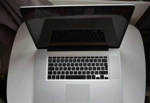 Apple MacBook Pro 17 2011
