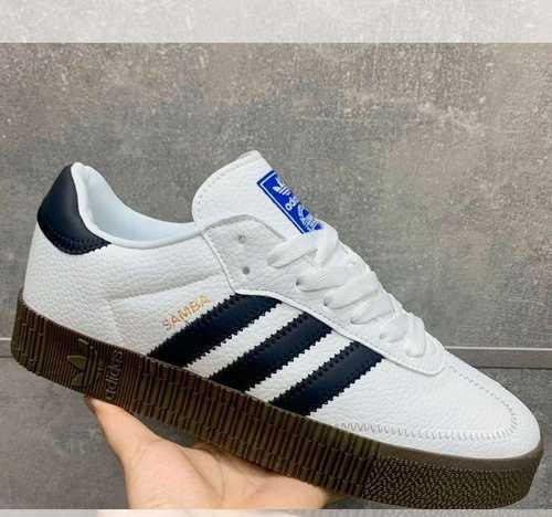 Кроссовки adidas Samba