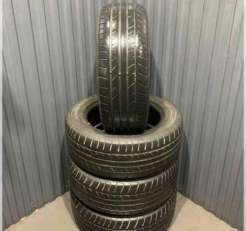 Dunlop SP Sport Maxx TT DSST 225/60 R17 99V