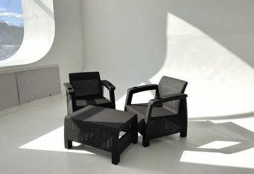 Два кресла из искуственного ротанга