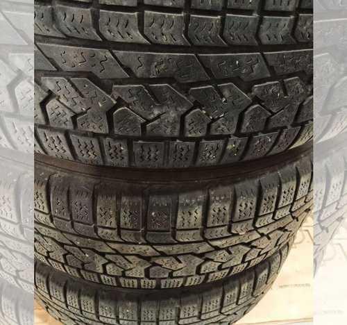 Kumho I'Zen RV Asymmetric 225/65 R17 106H