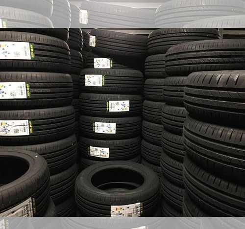 Westlake Zuper Eco Z-107 215/55 R16 93V