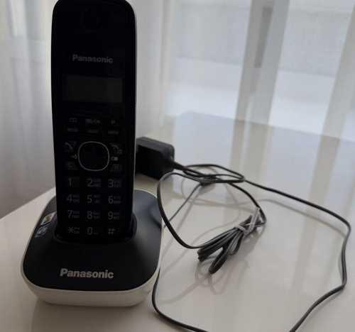 Телефон Panasonic