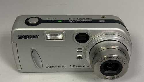 Компактный фотоаппарат Sony DSC-P72