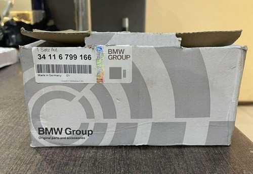 Передние тормозные колодки BMW X1 E84
