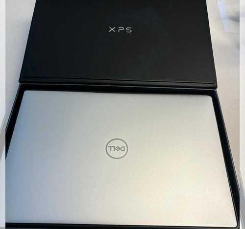 Ноутбук dell XPS 13 9300