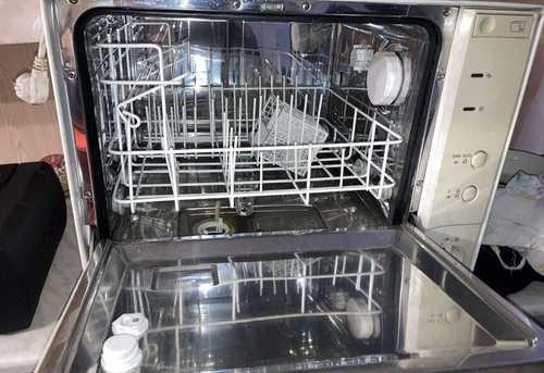 Посудомоечная машина Zanussi ZDC 240
