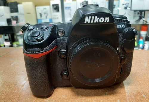 Фотоаппарат Nikon D300s Body