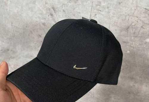 Кепка Nike mini swoosh черная