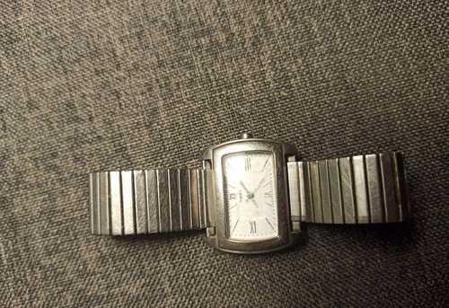 Часы Timex женские на ходу