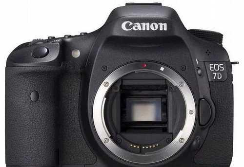 Зеркальный фотоаппарат canon eos 7d + объектив