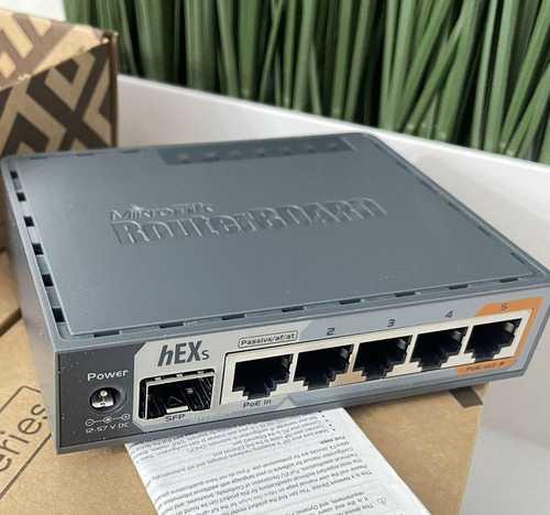 Новый роутер MikroTik HEX S RB760iGS