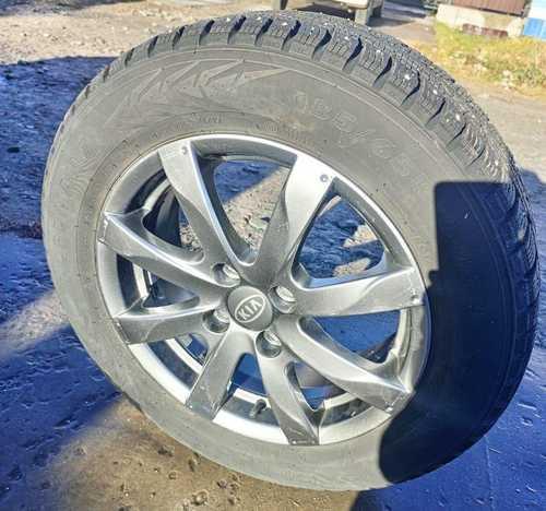 AMP Terrain Gripper A/T 185/65 R15 19T