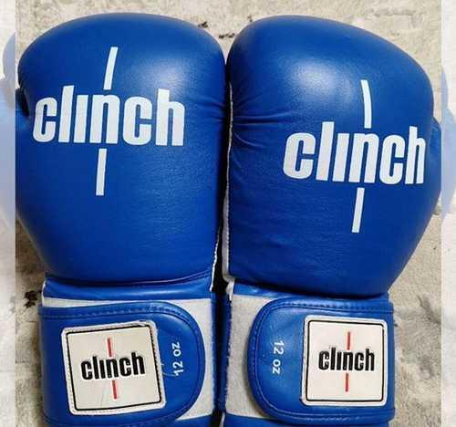 Боксерские перчатки Clinch 12 oz