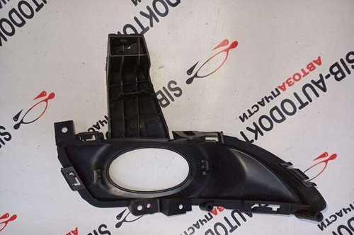 Оправа туманки mazda 3/axela 03-05 LH