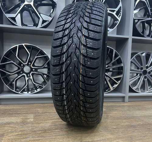 Tracmax X-Privilo S500 275/45 R21 и 315/40 R21 110T