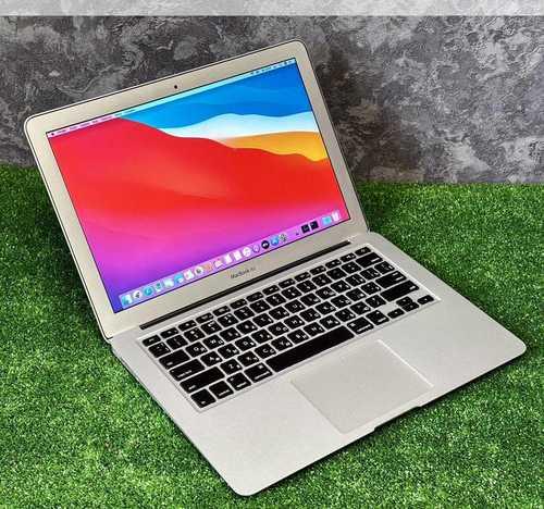 Лучший Apple ноутбук MacBook Air 13 Core i7 256