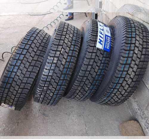 Шины на ведущую ось 235/75R17.5