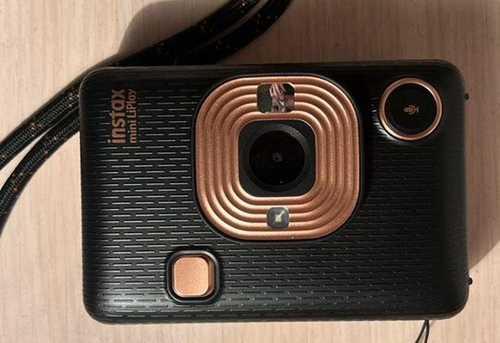 Компактный фотоаппарат FujiFilm Instax