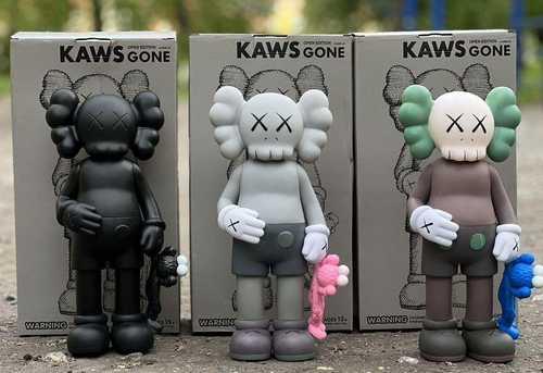 Коллекционные фигурки kaws