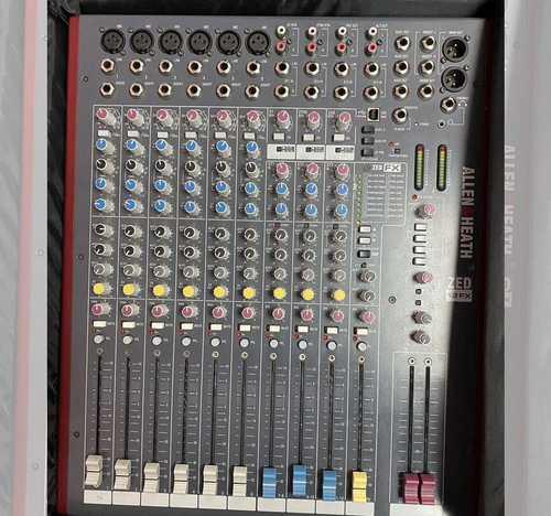 Микшерный пульт Allen Heath Zed 12 fx