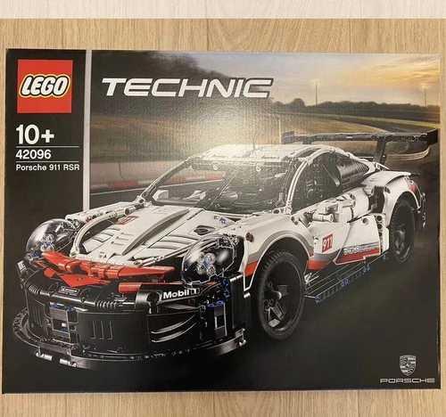 Lego Technic 42096 - Porsche 911 RSR