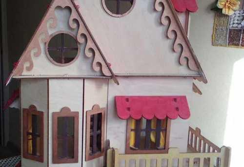 Домик кукольный деревянный